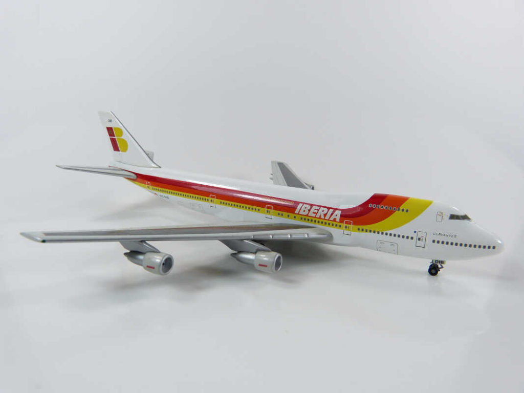 Boeing 747-200 Iberia EC-DIB Herpa 560719 1:400 - MW-Moba