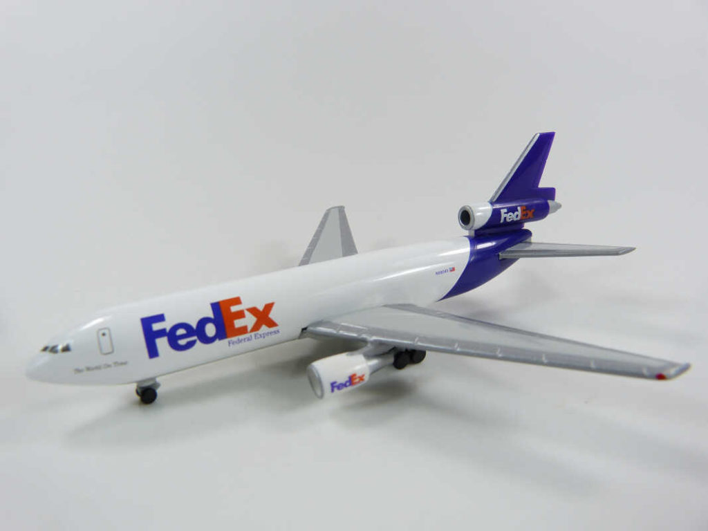 Douglas DC-10-30F FedEx Federal Express N68049 Herpa 500135 1:500 - MW-Moba