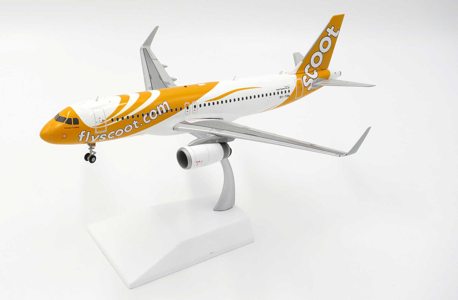 Airbus A320 Scoot flyscoot.com 9V-TRN JC Wings XX2186 1:200 - MW-Moba