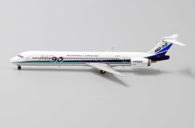 McDonnell Douglas MD-90 House Colors N901DC JC Wings LH4139 1:400 - MW-Moba