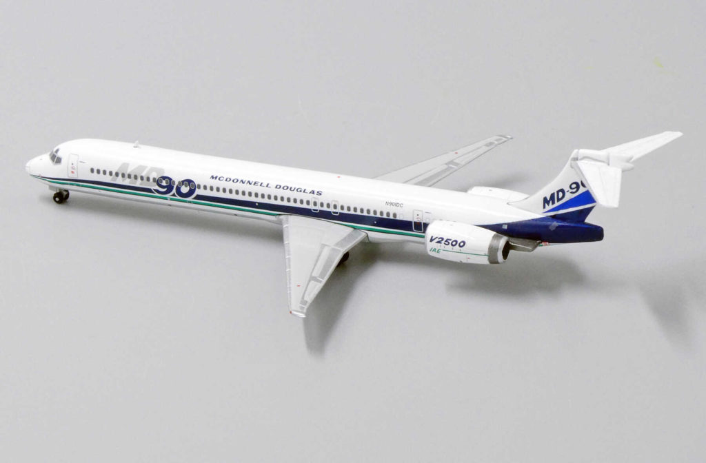 McDonnell Douglas MD-90 House Colors N901DC JC Wings LH4139 1:400 - MW-Moba