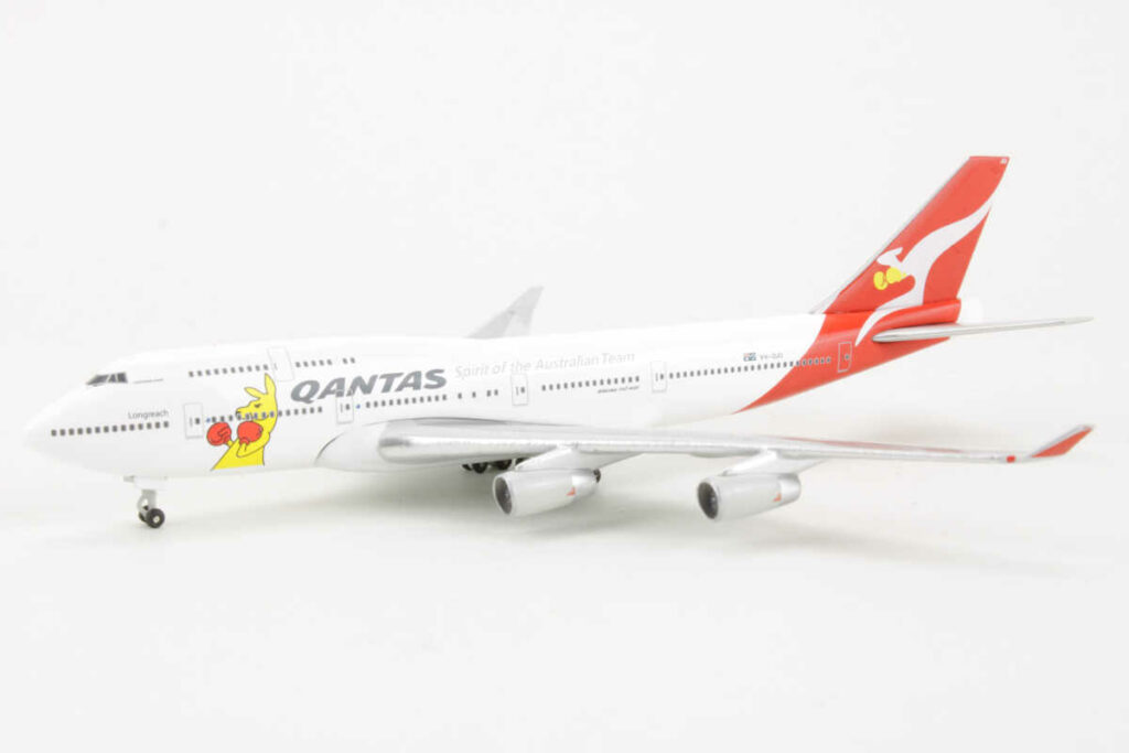 Boeing 747-400 Qantas "Boxing Kangaroo" VH-OJU Herpa 523912 1:500 - MW-Moba