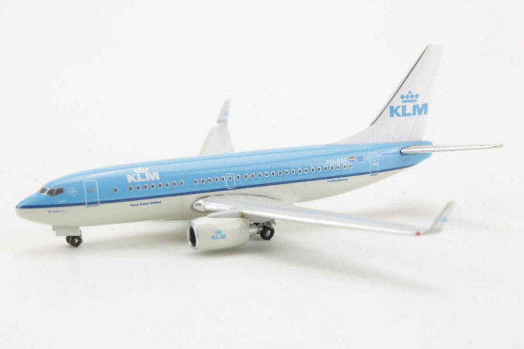 Boeing 737-700 KLM Royal Dutch Airlines PH-BGE Herpa 515801 1:500 - MW-Moba