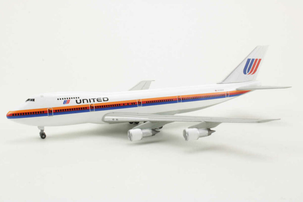 Boeing 747-200 United Airlines N152UA Dragon Wings 55116 1:400 - MW-Moba
